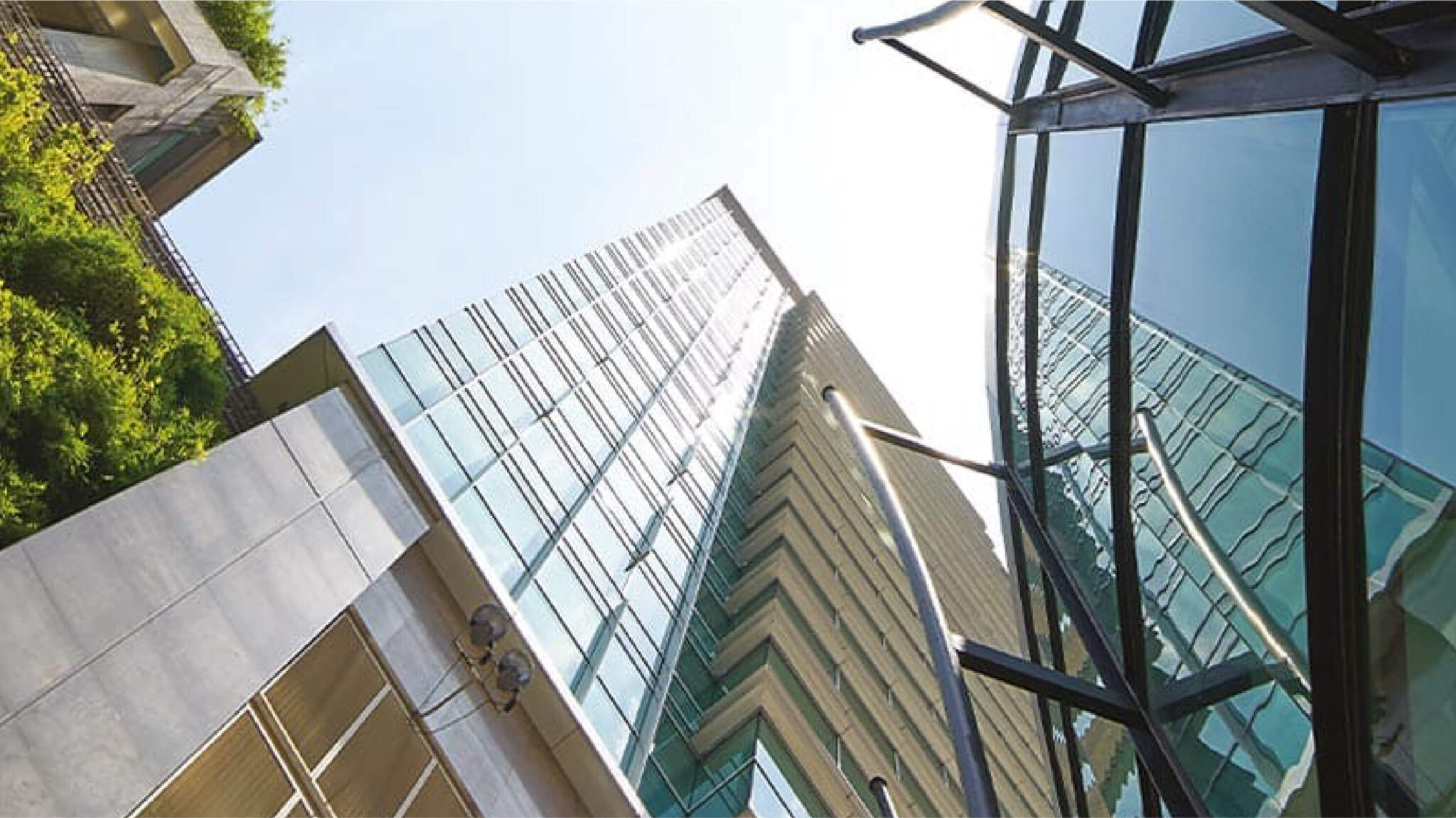 ENVEA's advanced emission and air quality monitoring technology.