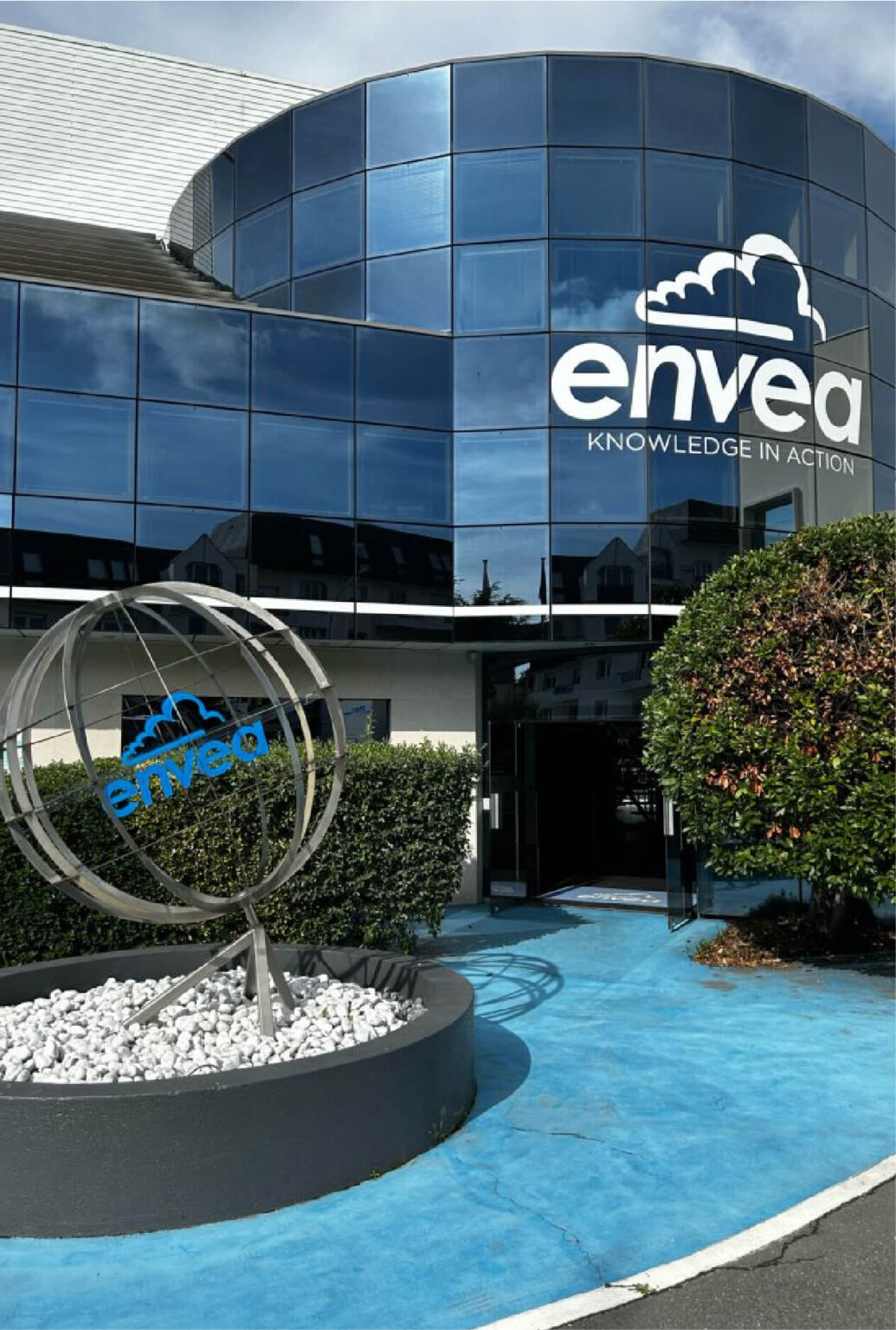 ENVEA's advanced emission and air quality monitoring technology.
